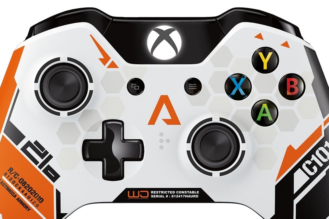 Xbox One's limited edition Titanfall controller looks like this ...