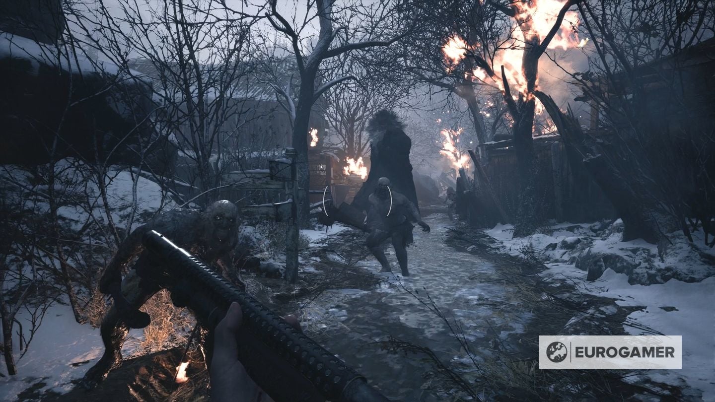 Resident Evil Village - How to survive the werewolves attack and find ...